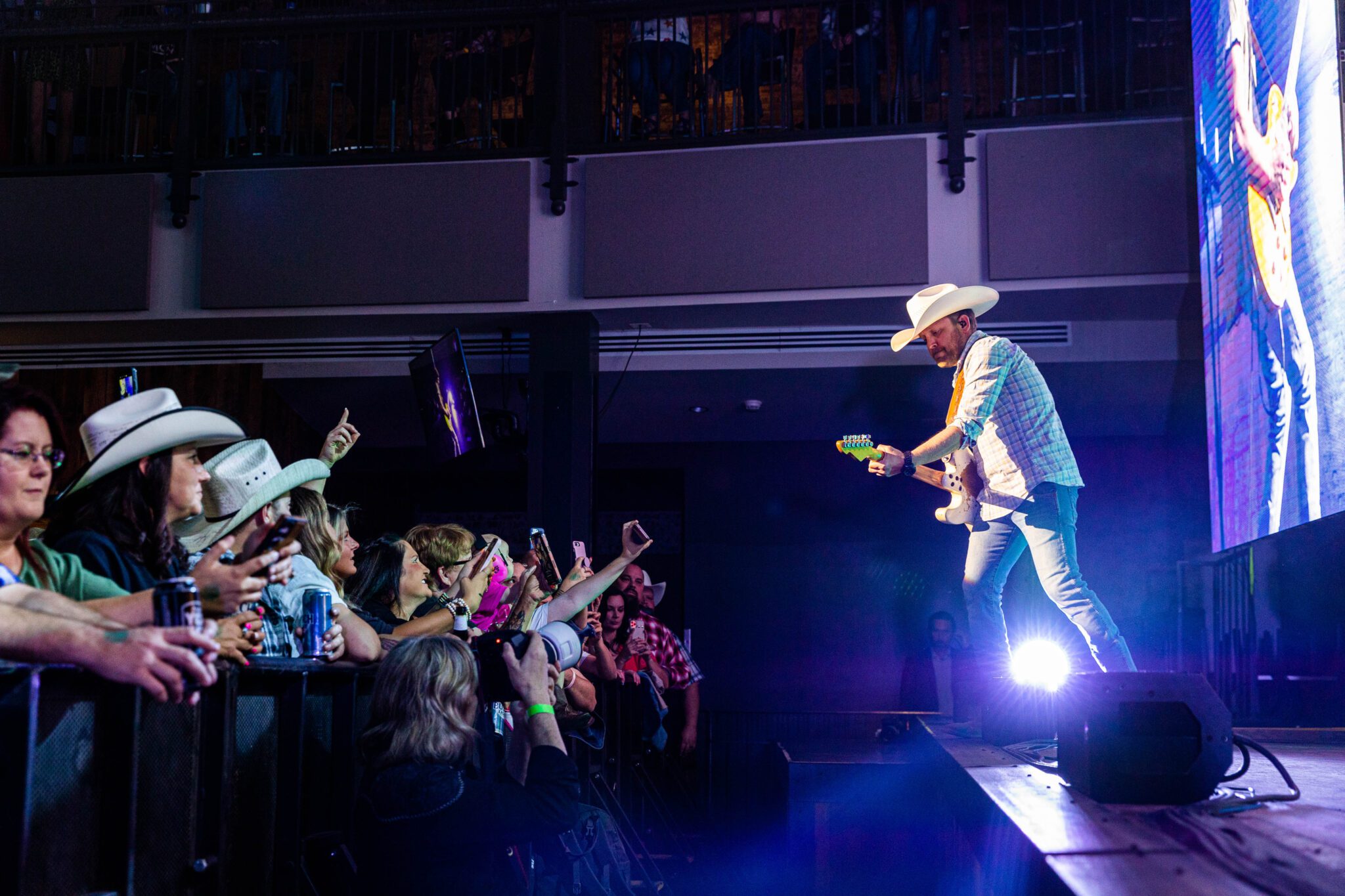 Photos From The Road: Justin Moore on Tour