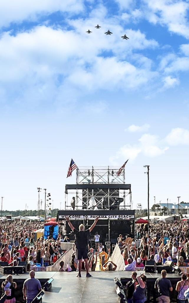 Pepsi Gulf Coast Jam Breaks Attendance Records! Festival Photo Gallery