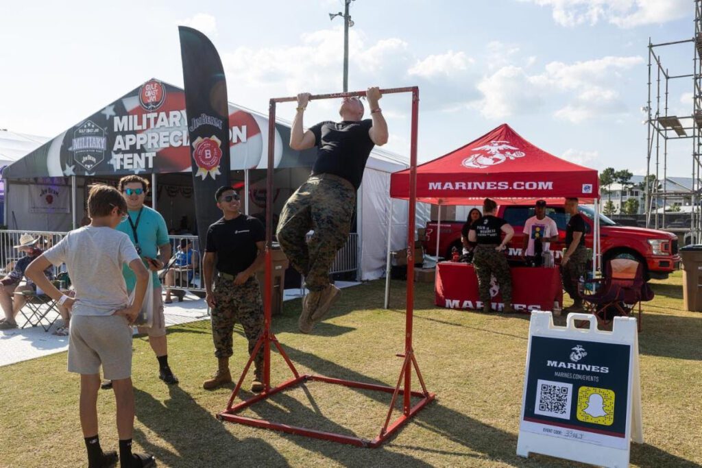 Pepsi Gulf Coast Jam Breaks Attendance Records! Festival Photo Gallery